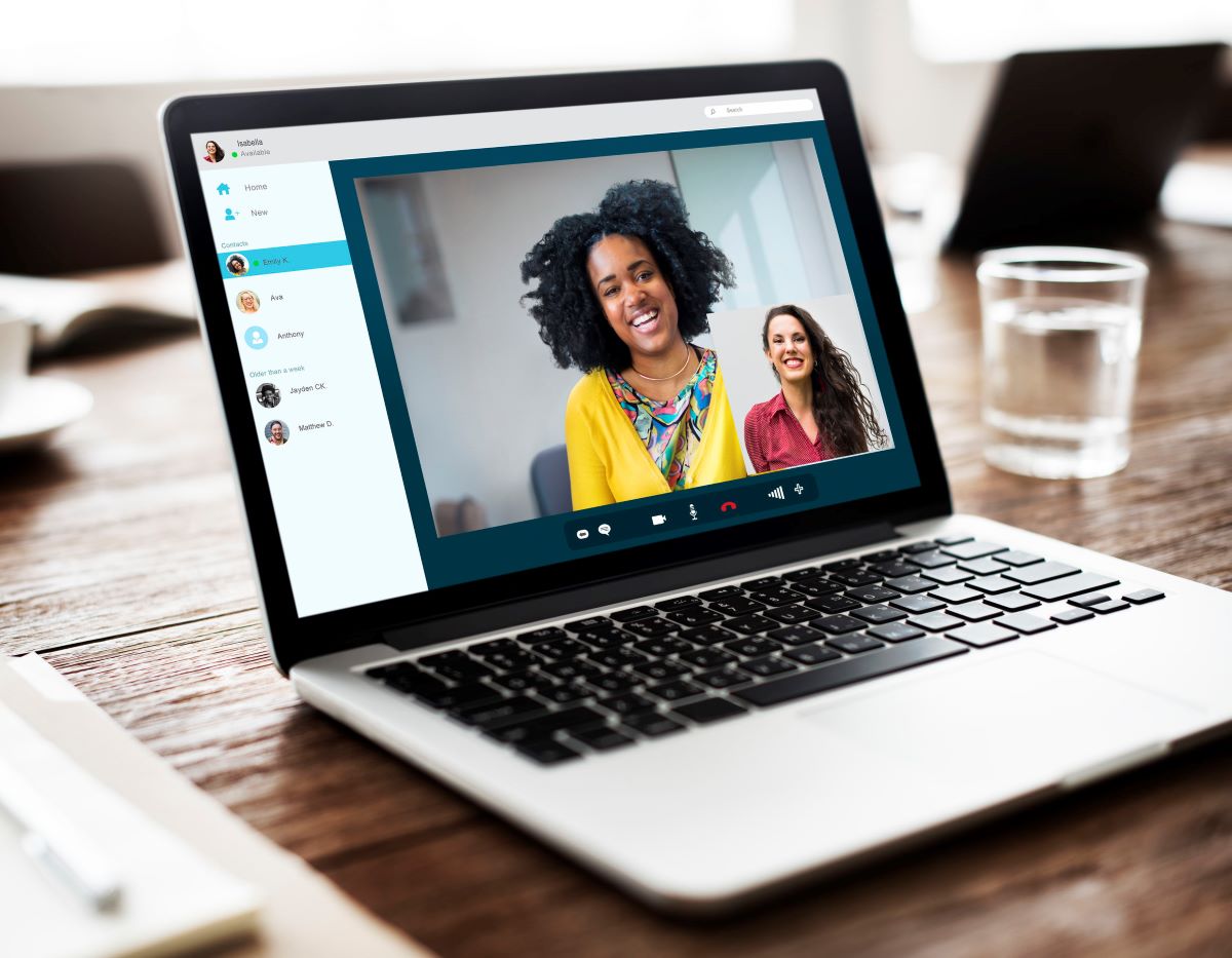 4 affordable ways to improve your video content - Ragan Communications