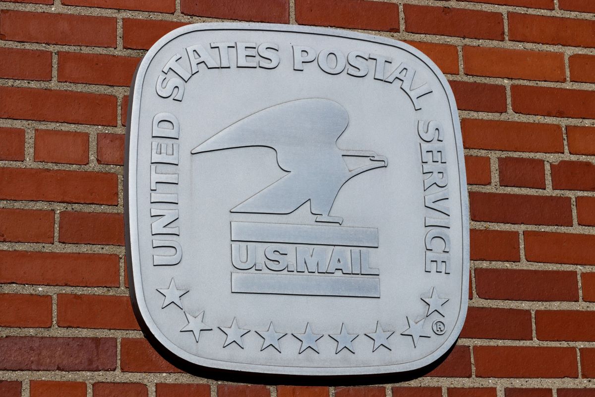 Crisis comms lessons from the United States Postal Service - Ragan ...