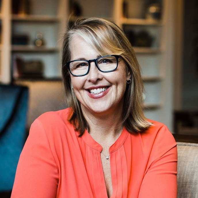 Dr. Laura Hamill - Ragan Communications