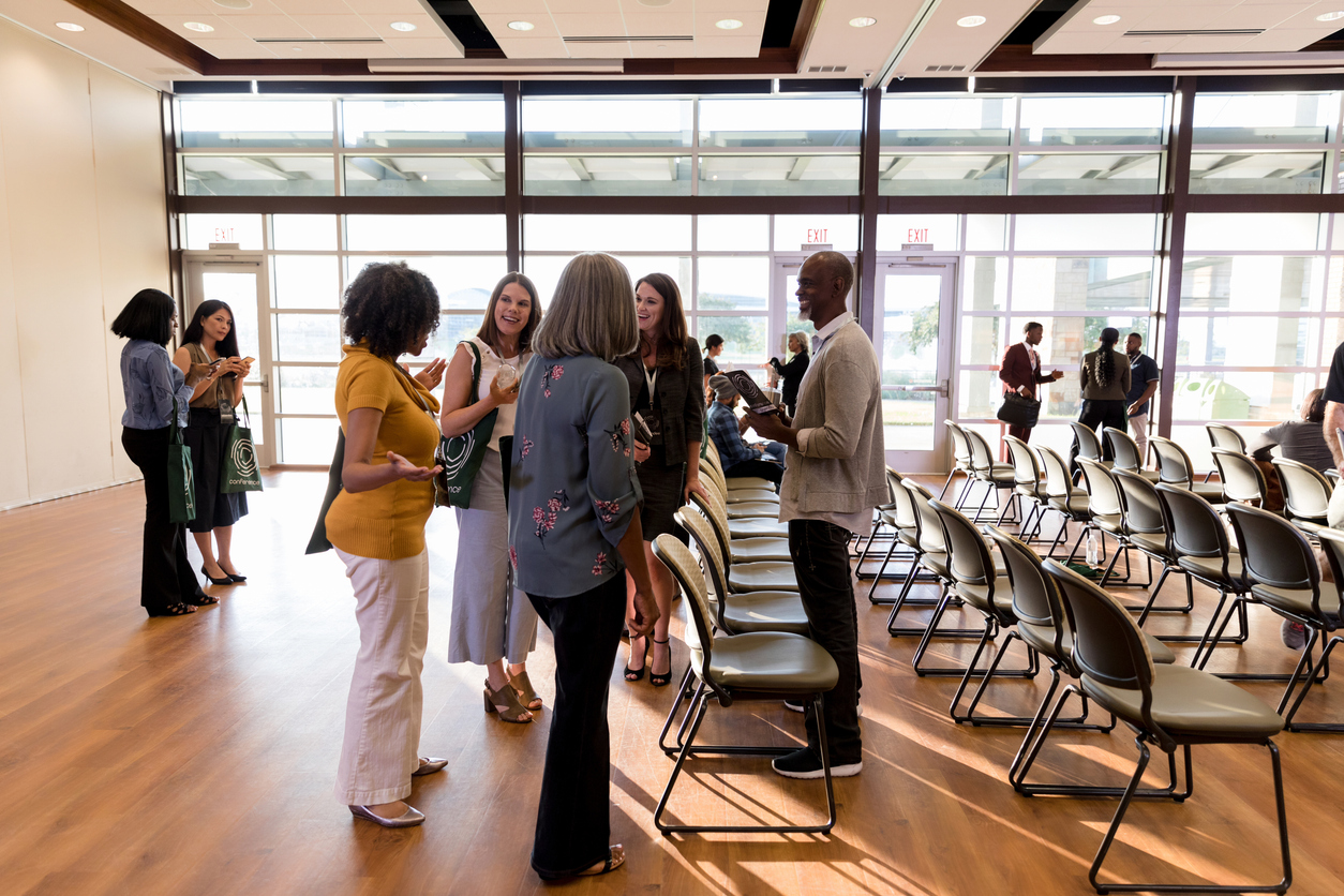 Building town hall messaging frameworks leaders can rely on to handle ...